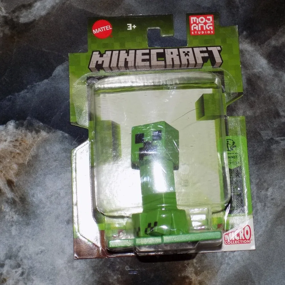 Mattel | Toys | Minecraft Micro Collection 2 Creeper Minifigure New ...